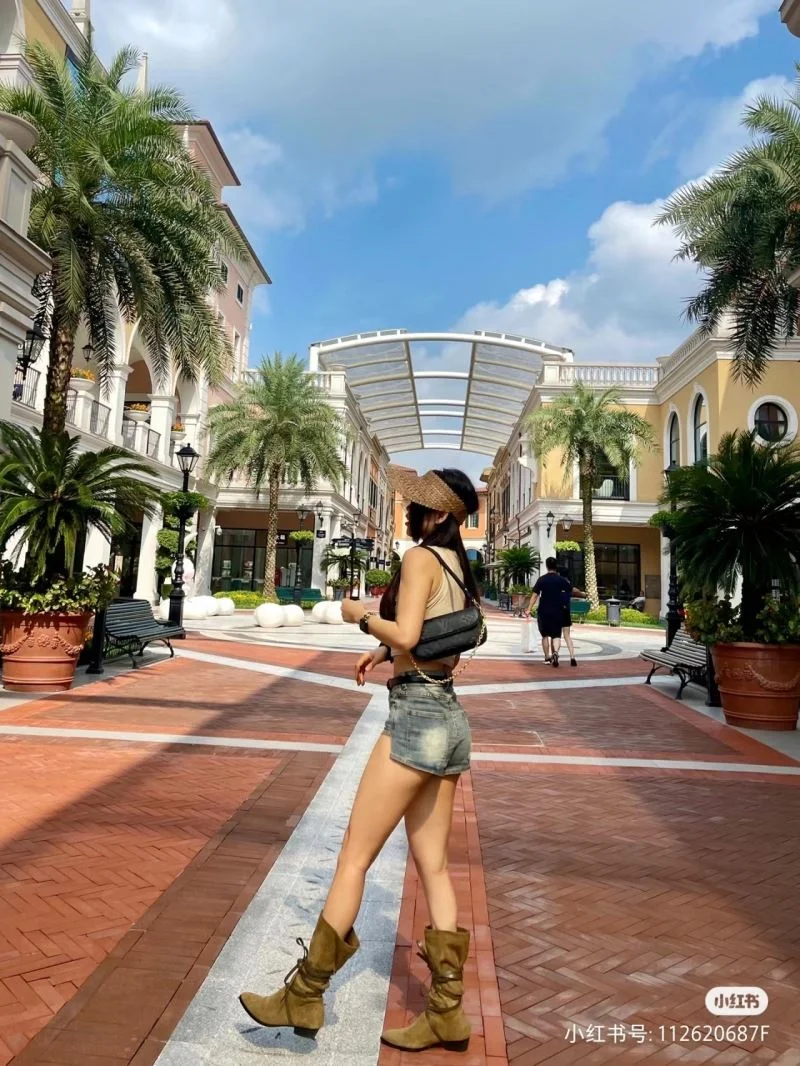 Precise copy Louis Vuitton Satchel Bags