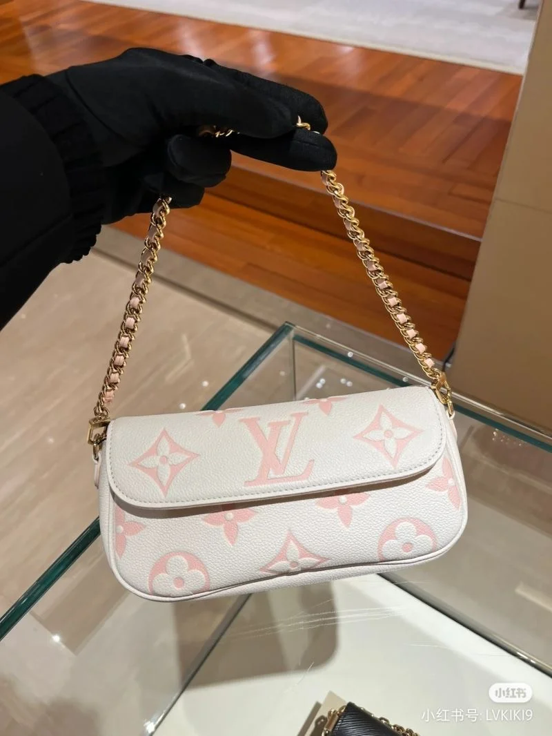 High fidelity Louis Vuitton Satchel Bags