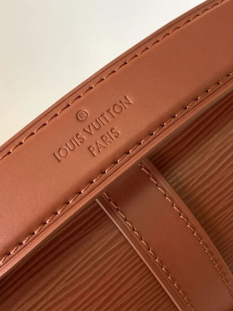 Accurate model Louis Vuitton Satchel Bags
