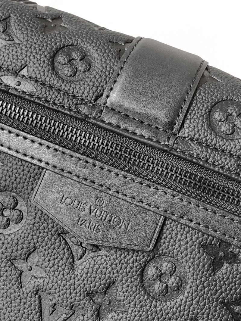 Accurate model Louis Vuitton Satchel Bags