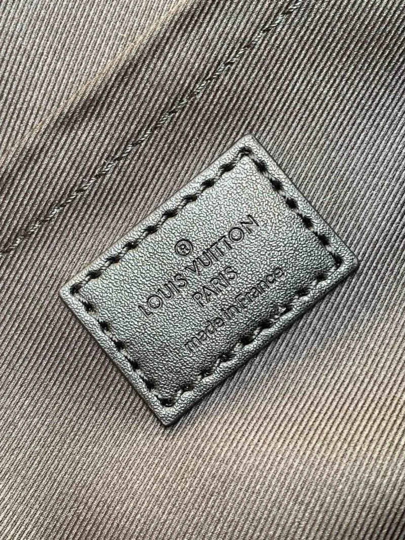 Accurate model Louis Vuitton Satchel Bags