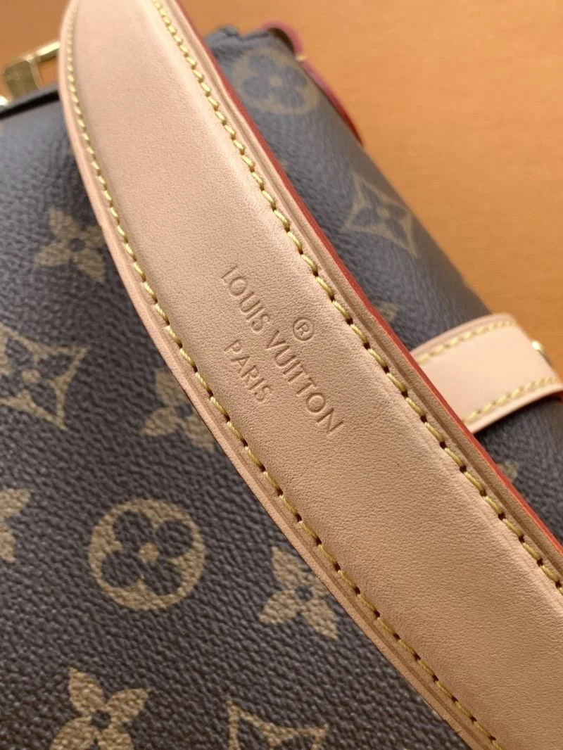 Top mirror Louis Vuitton Satchel Bags