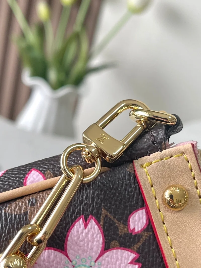 High accuracy Louis Vuitton Satchel Bags