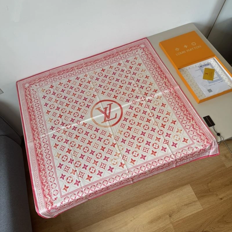 Economical Louis Vuitton Scarf