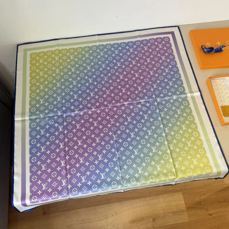 Louis Vuitton Scarf