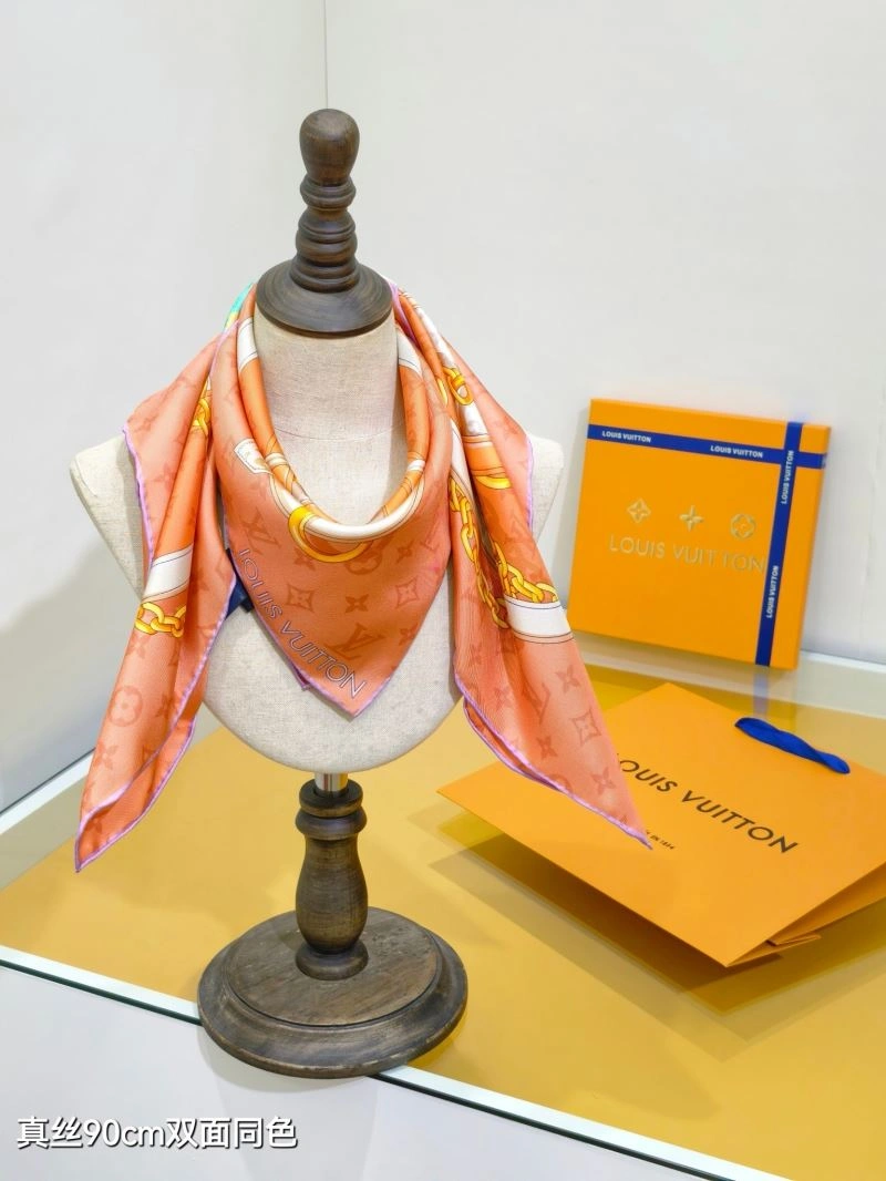 Bargain Louis Vuitton Scarf
