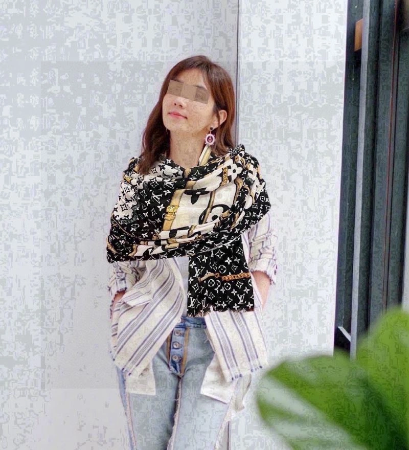 Louis Vuitton Scarf