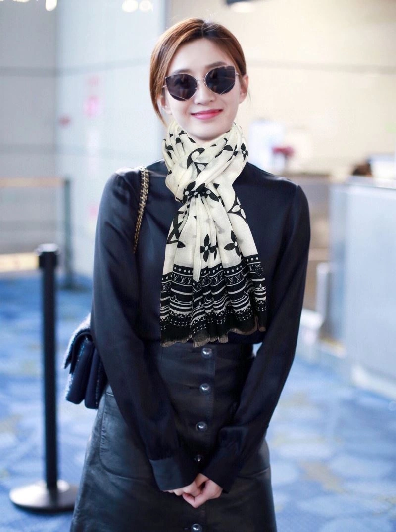 Louis Vuitton Scarf