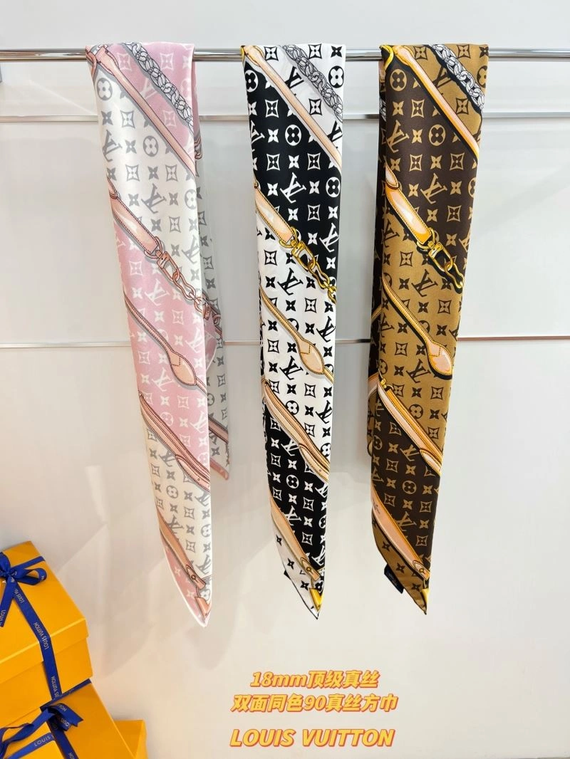Accurate model Louis Vuitton Scarf