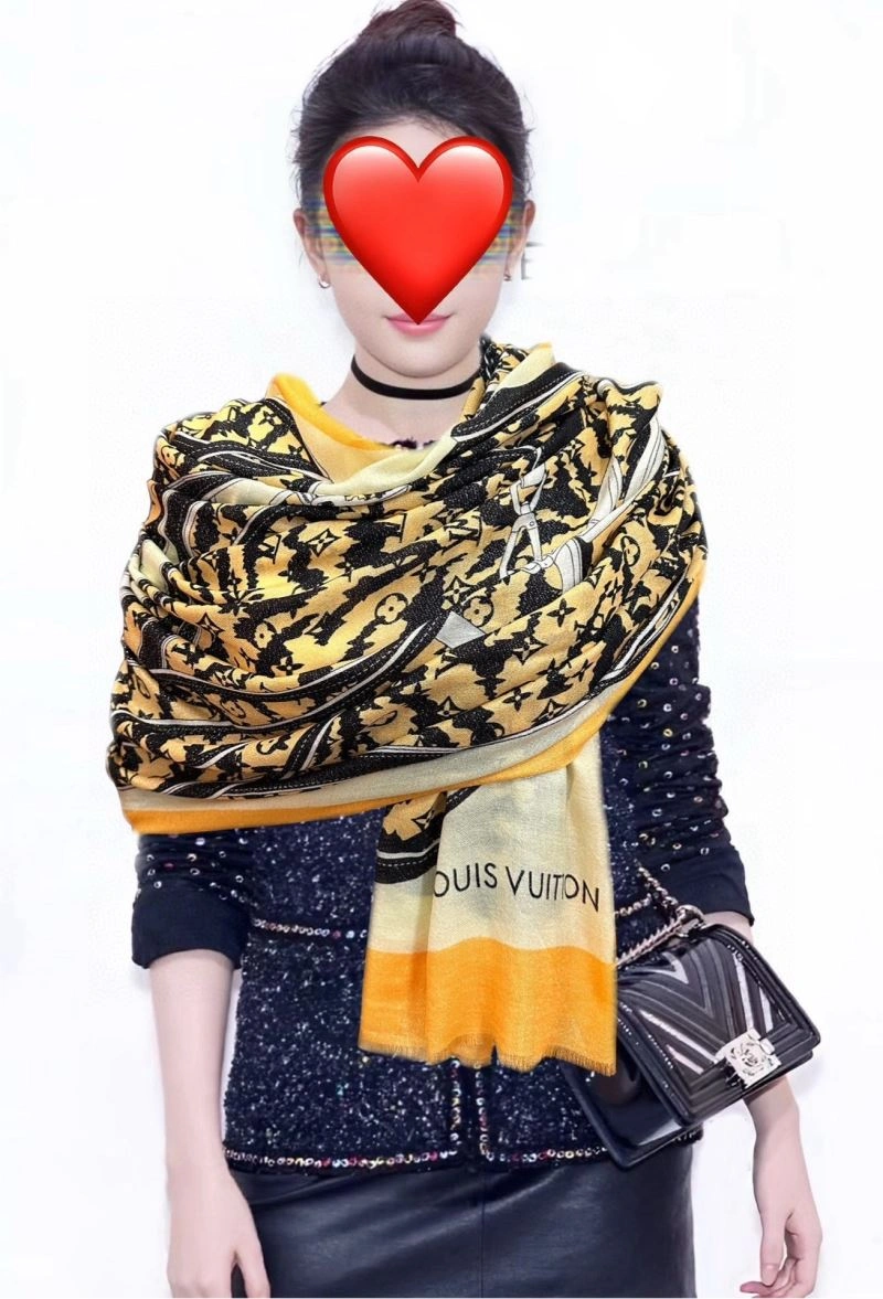 Louis Vuitton Scarf