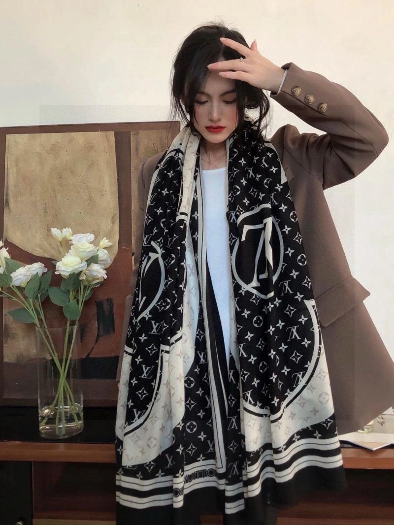 Louis Vuitton Scarf