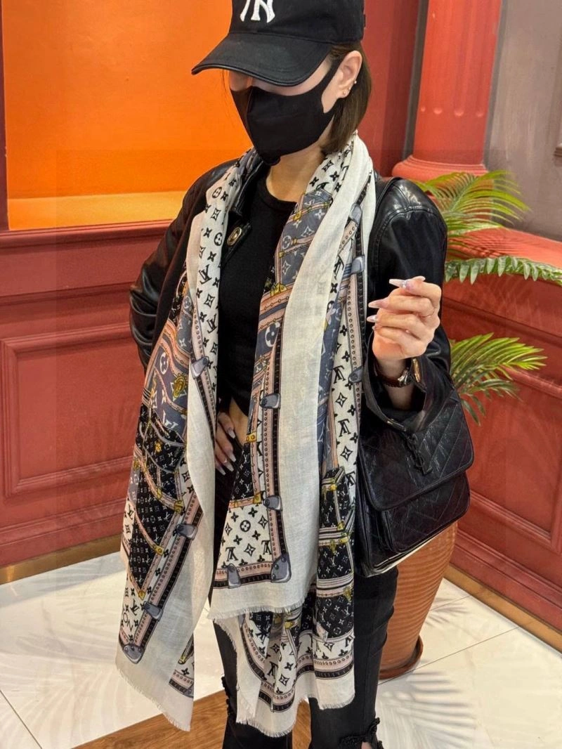 Indistinguishable Louis Vuitton Scarf