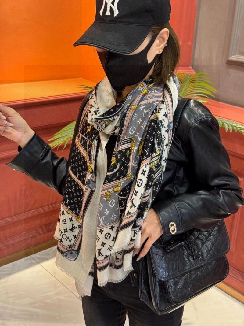 Indistinguishable Louis Vuitton Scarf