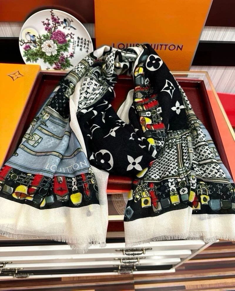 Top match Louis Vuitton Scarf