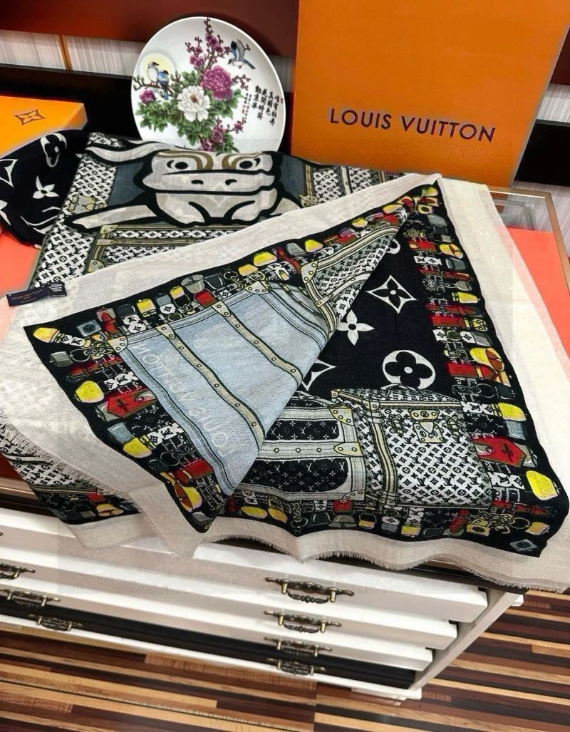 Top match Louis Vuitton Scarf