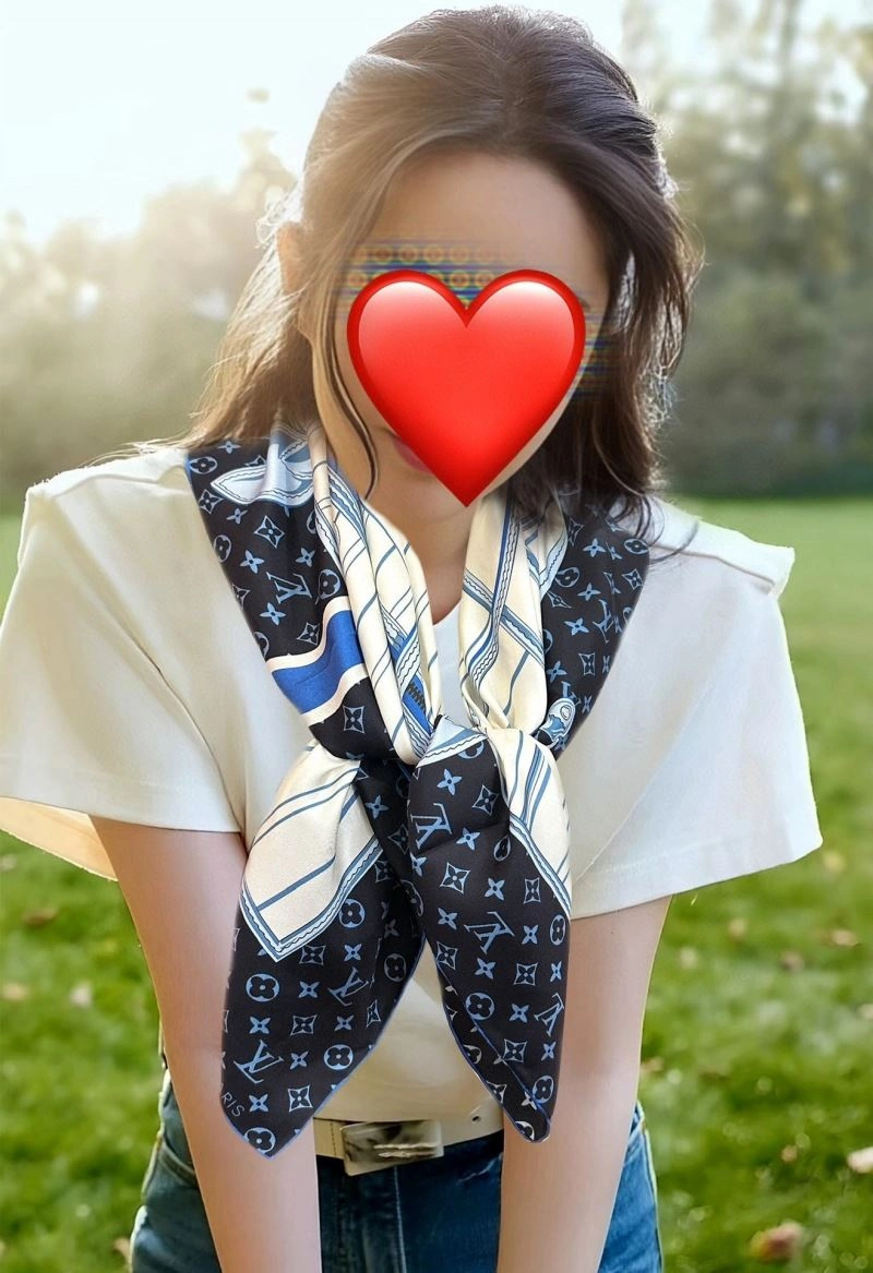 Louis Vuitton Scarf
