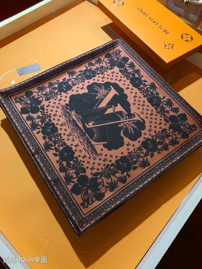 Accurate model Louis Vuitton Scarf