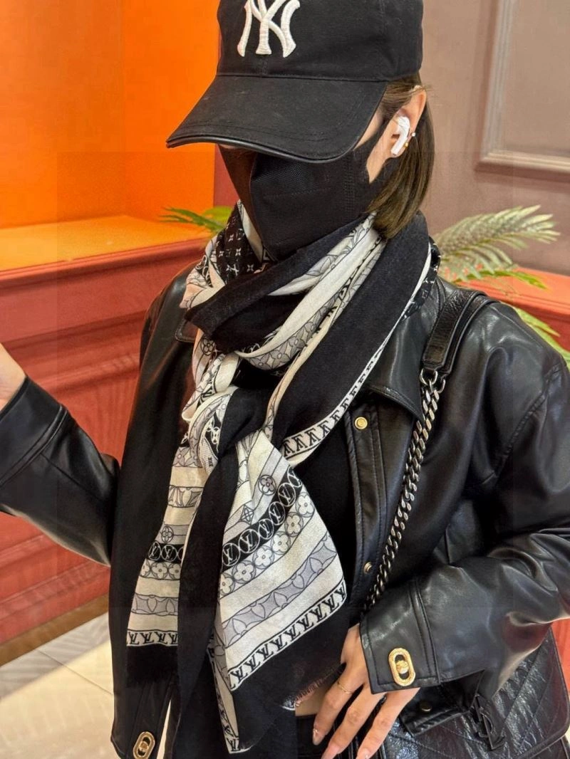 High accuracy Louis Vuitton Scarf