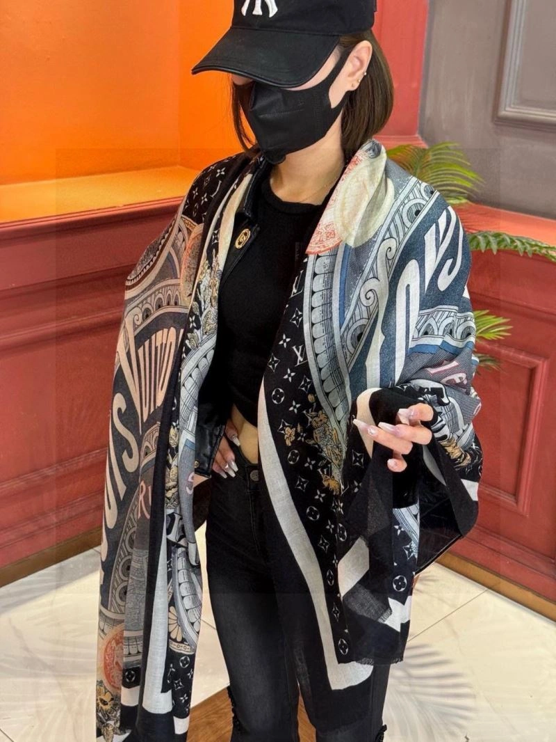 Louis Vuitton Scarf