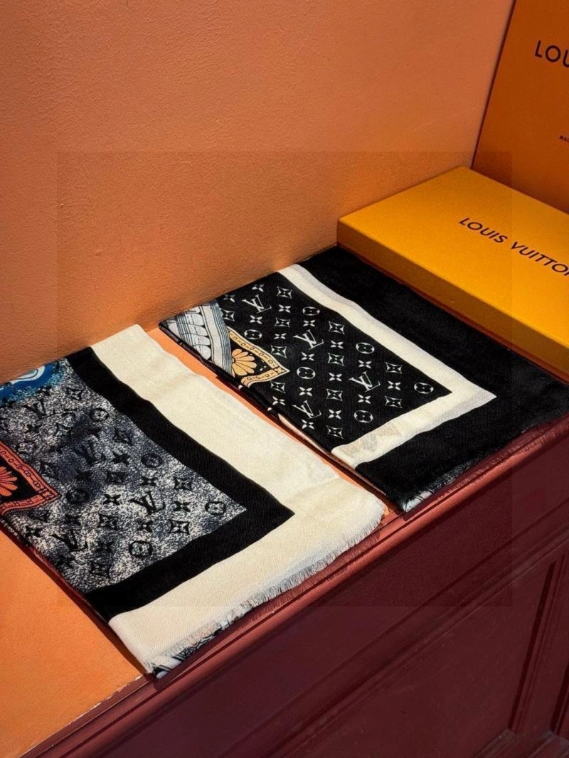 Perfect replica Louis Vuitton Scarf