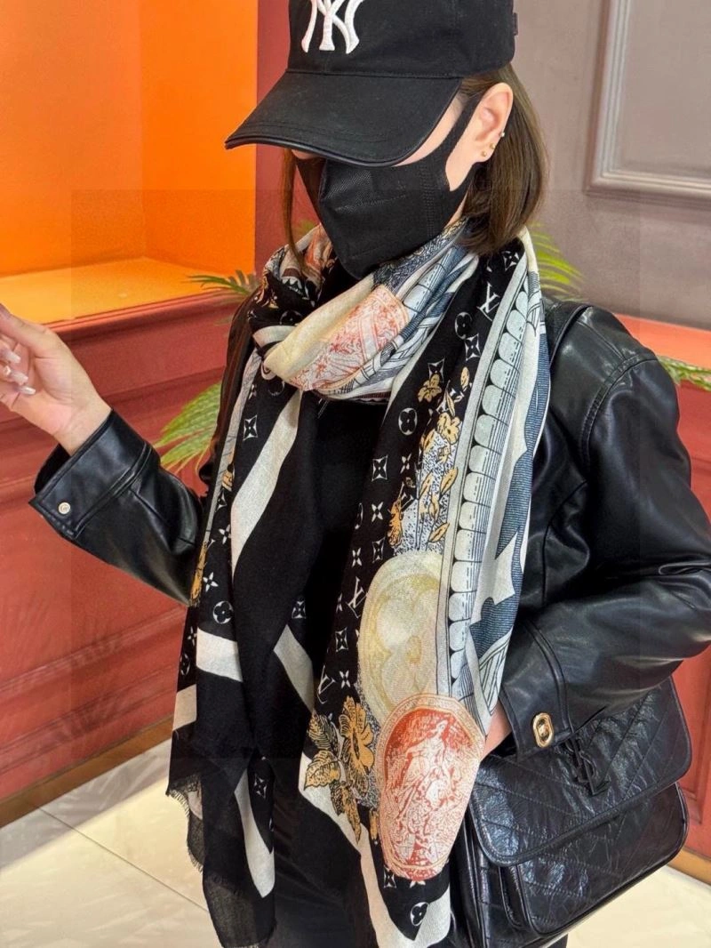 Perfect replica Louis Vuitton Scarf