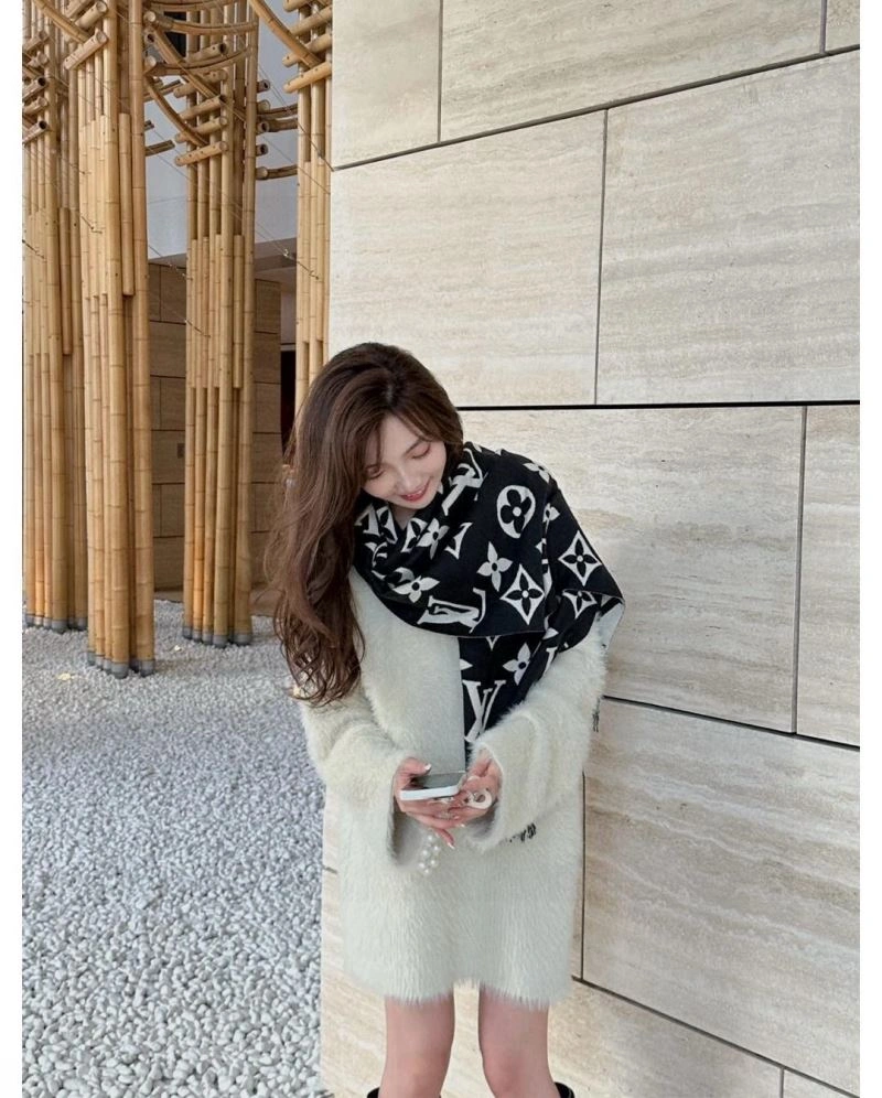1:1 copy Louis Vuitton Scarf