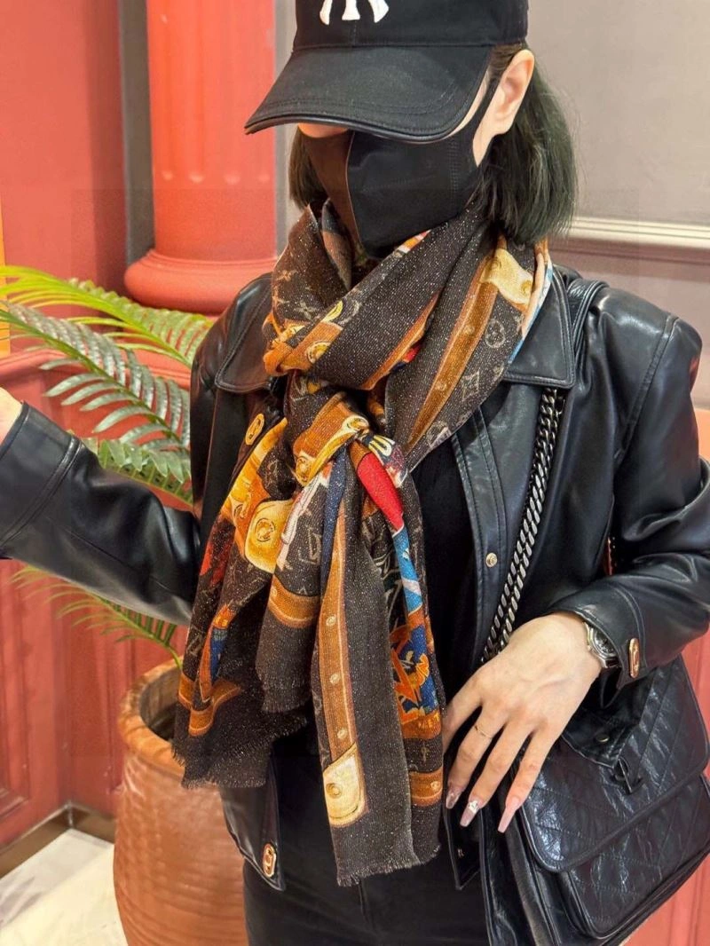 Factory-made Louis Vuitton Scarf