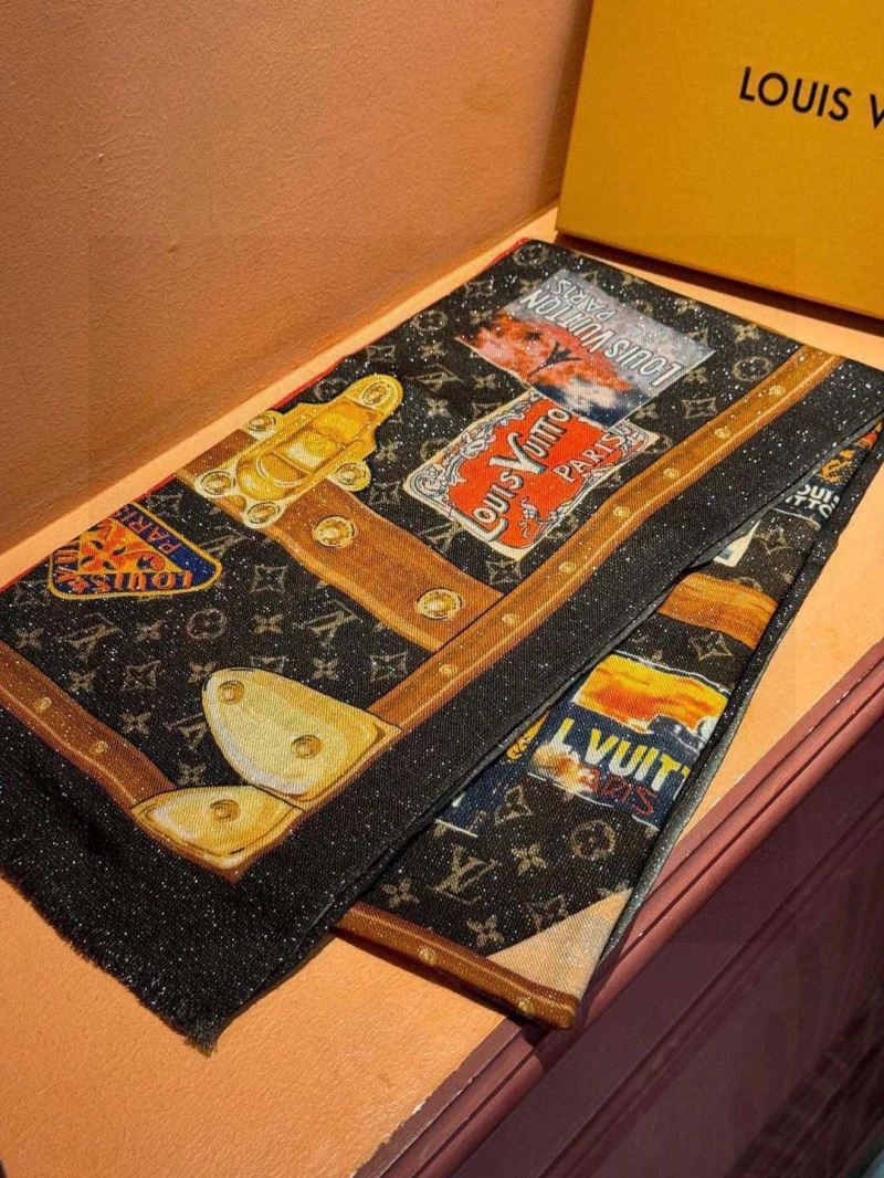 Factory-made Louis Vuitton Scarf