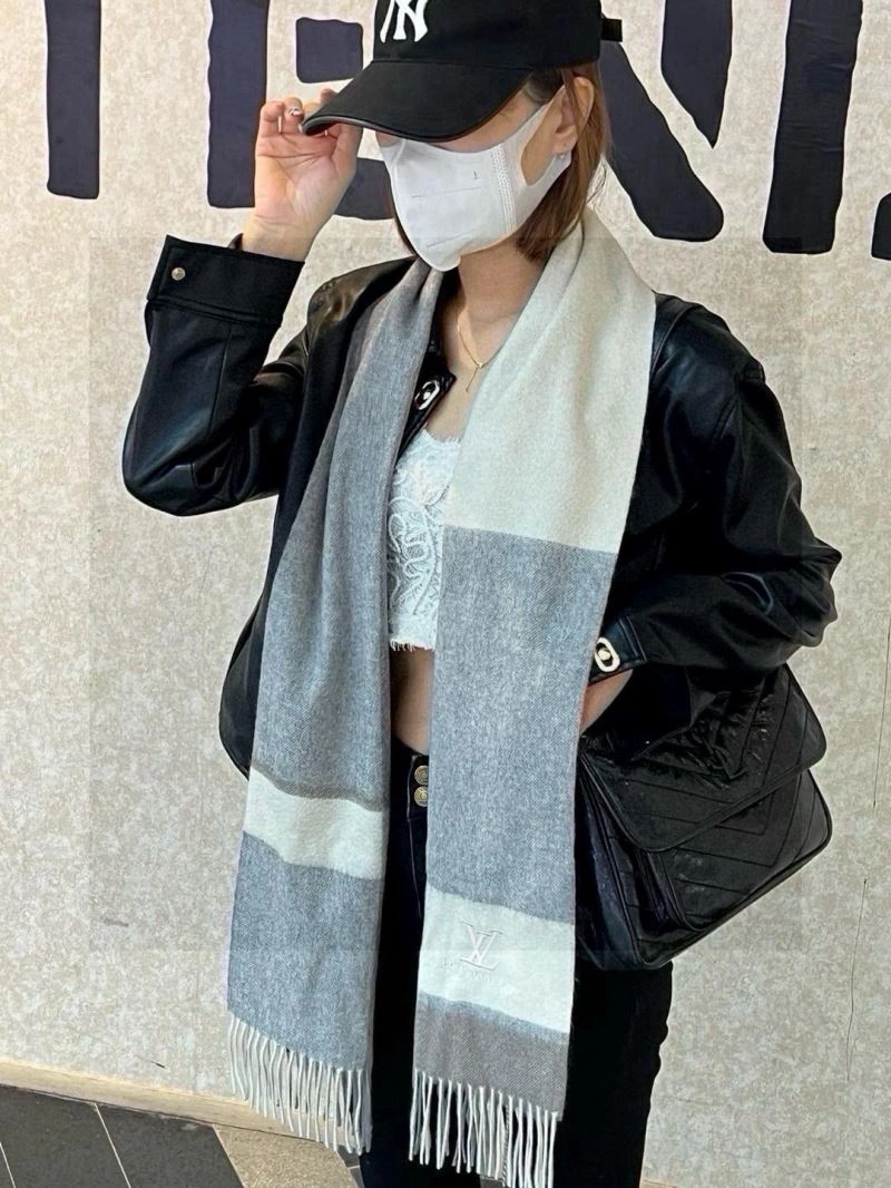 Louis Vuitton Scarf