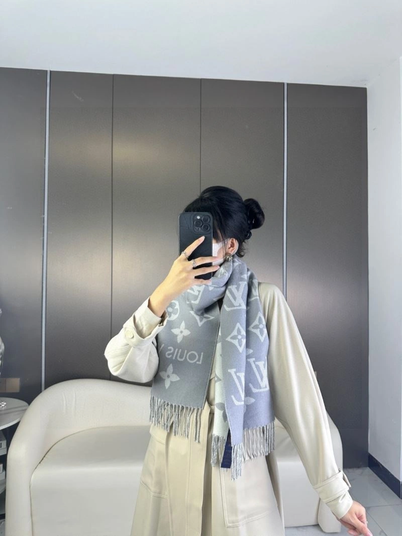 Indistinguishable Louis Vuitton Scarf