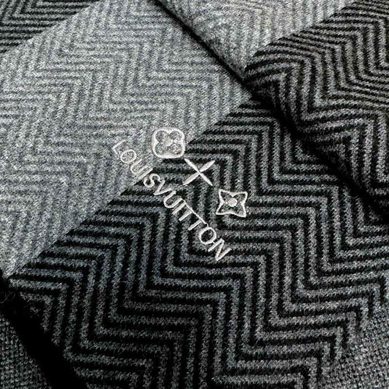 Discounted Louis Vuitton Scarf