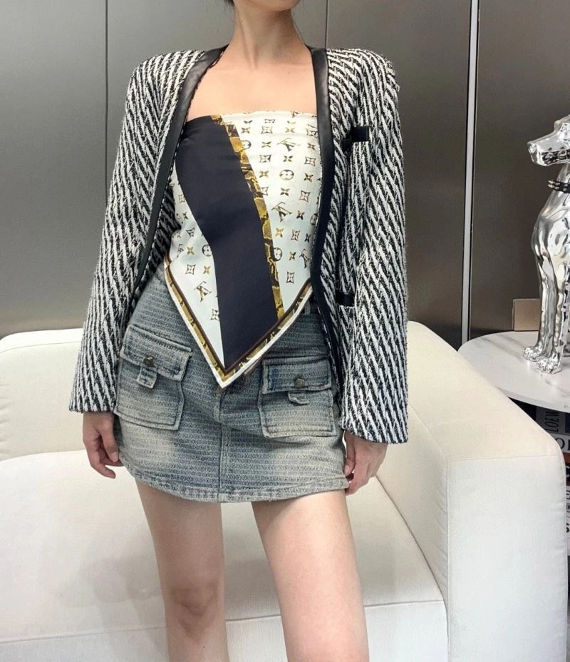Economical Louis Vuitton Scarf