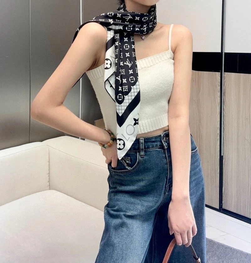 Perfect replica Louis Vuitton Scarf