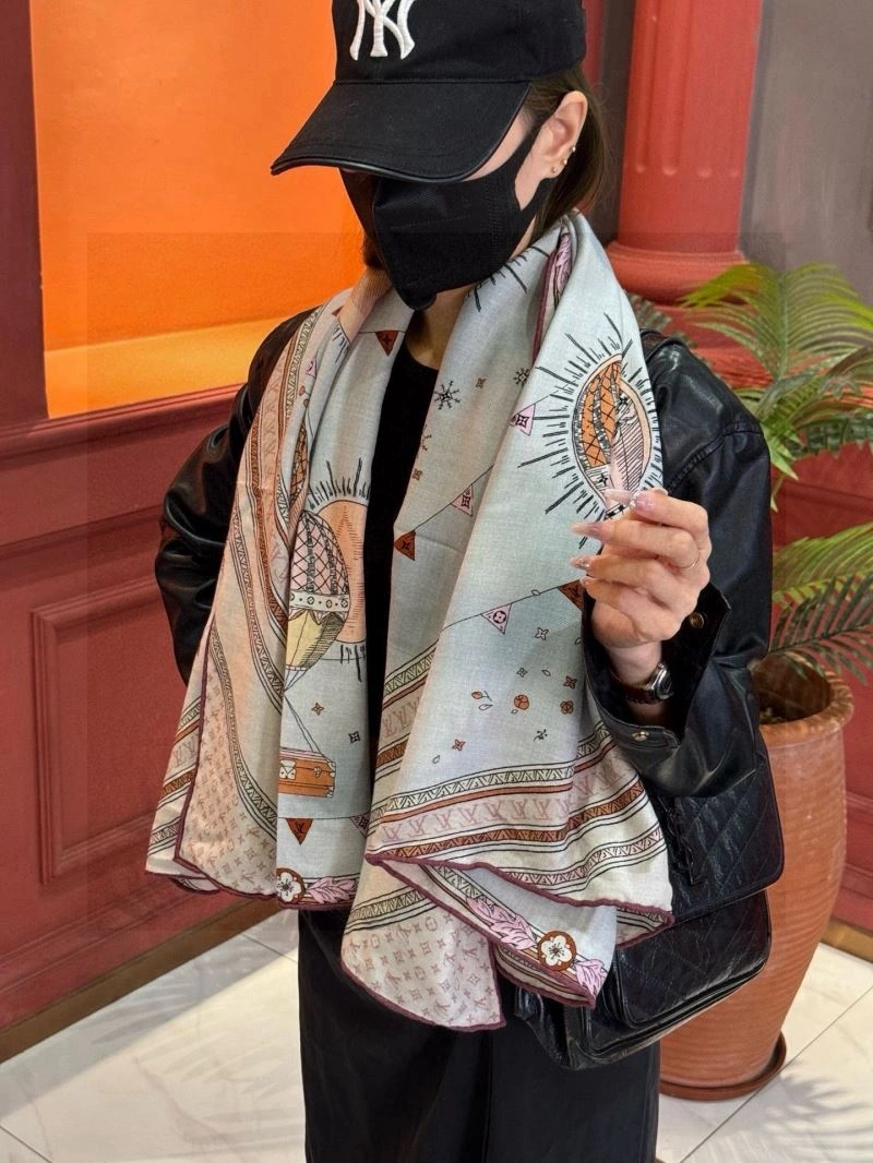 Indistinguishable Louis Vuitton Scarf