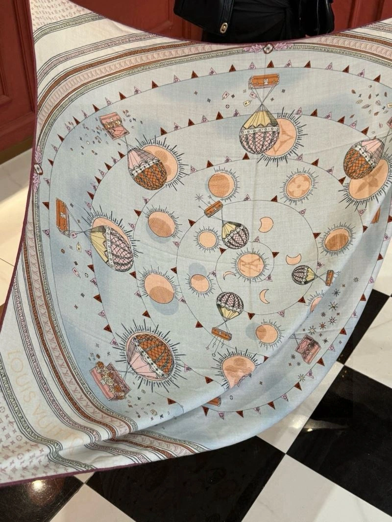Indistinguishable Louis Vuitton Scarf