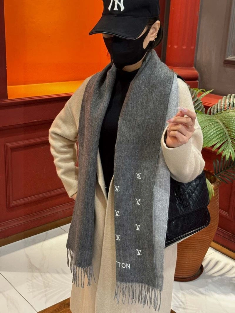 Louis Vuitton Scarf