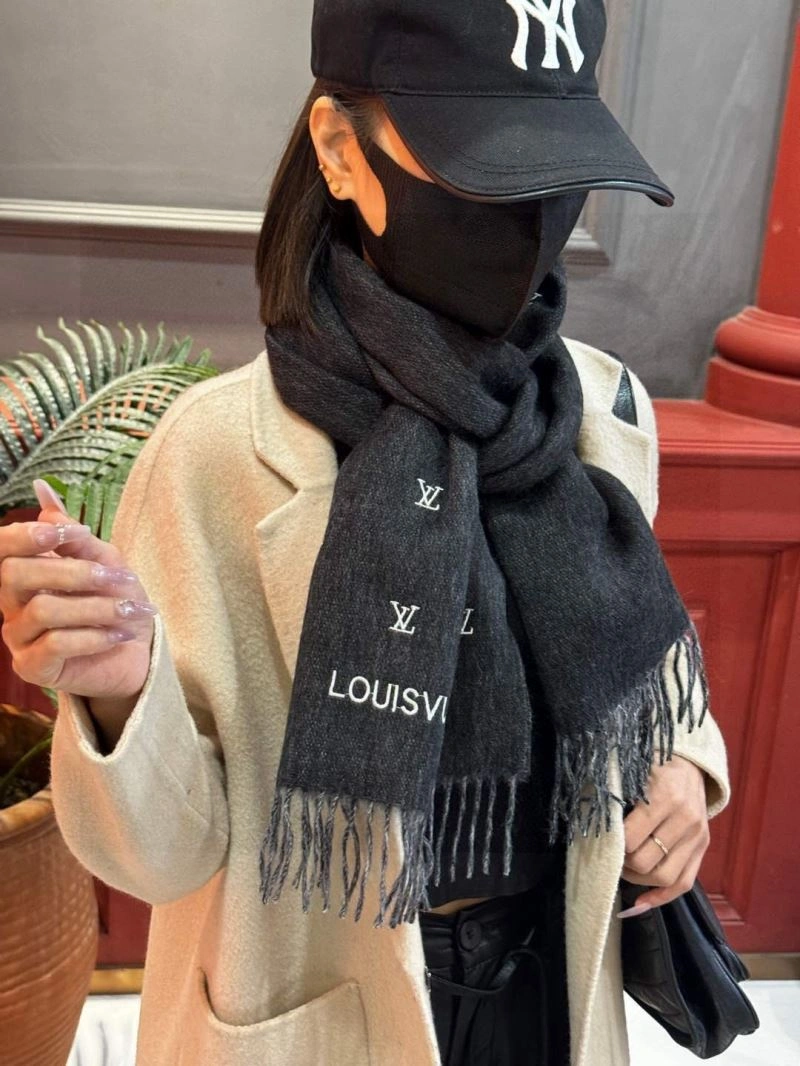 Affordable Louis Vuitton Scarf