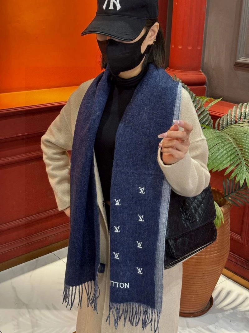 Louis Vuitton Scarf