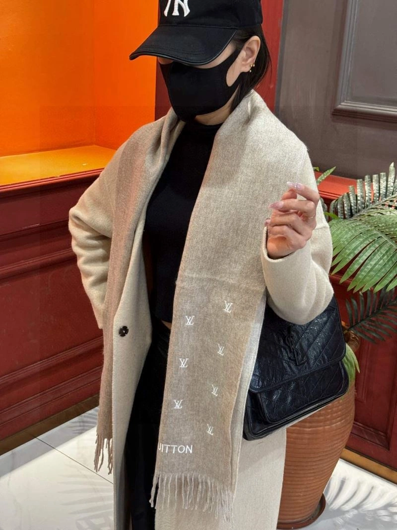 Louis Vuitton Scarf