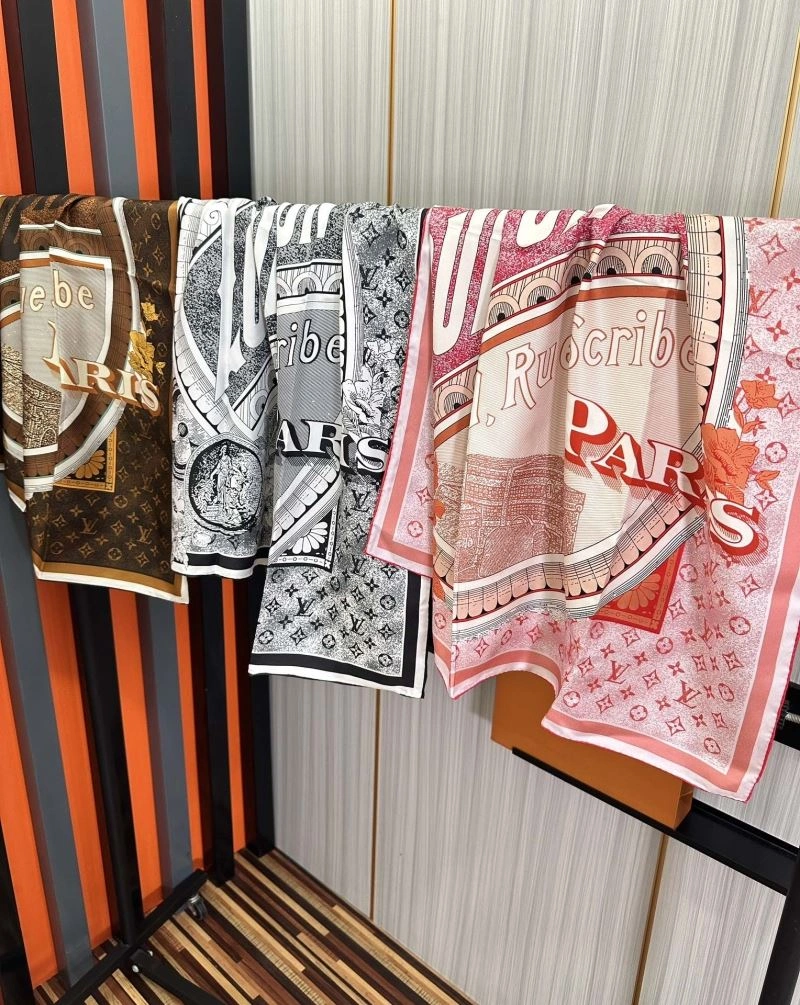 Bargain Louis Vuitton Scarf