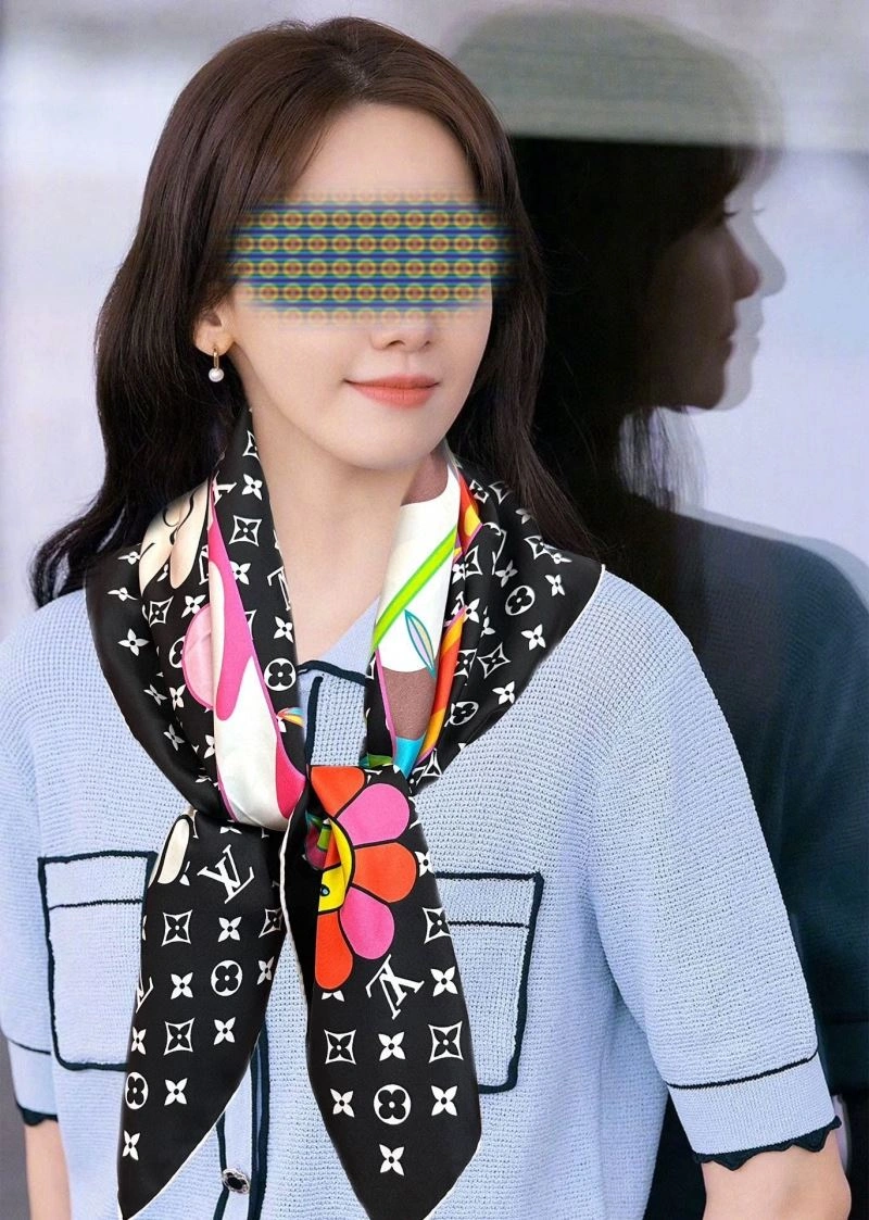Louis Vuitton Scarf
