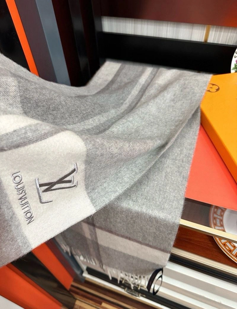 High accuracy Louis Vuitton Scarf