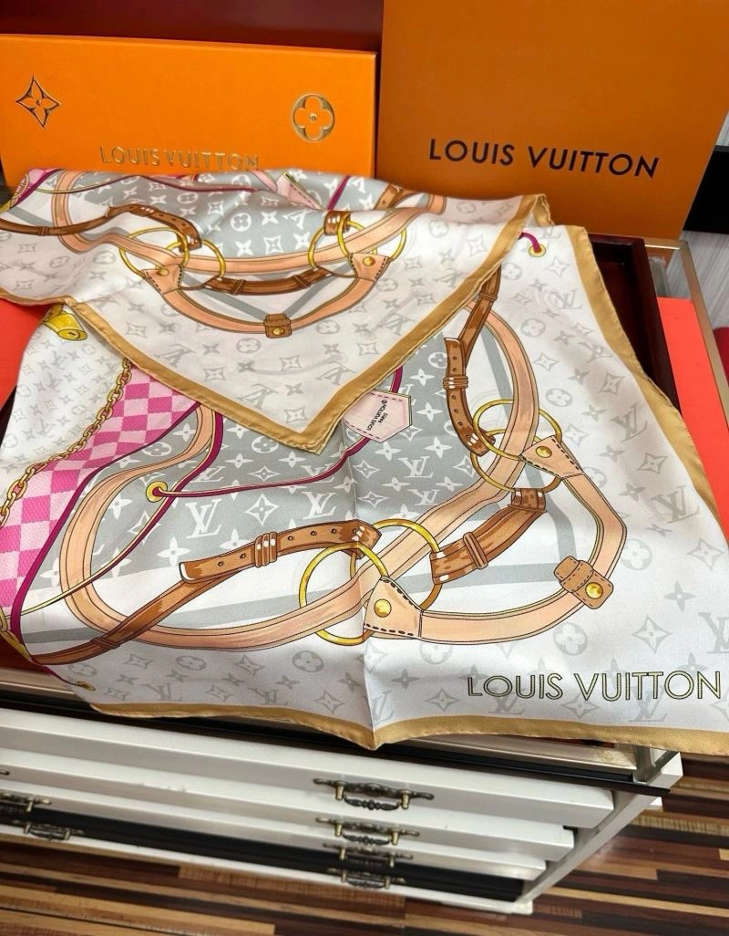 Bargain Louis Vuitton Scarf