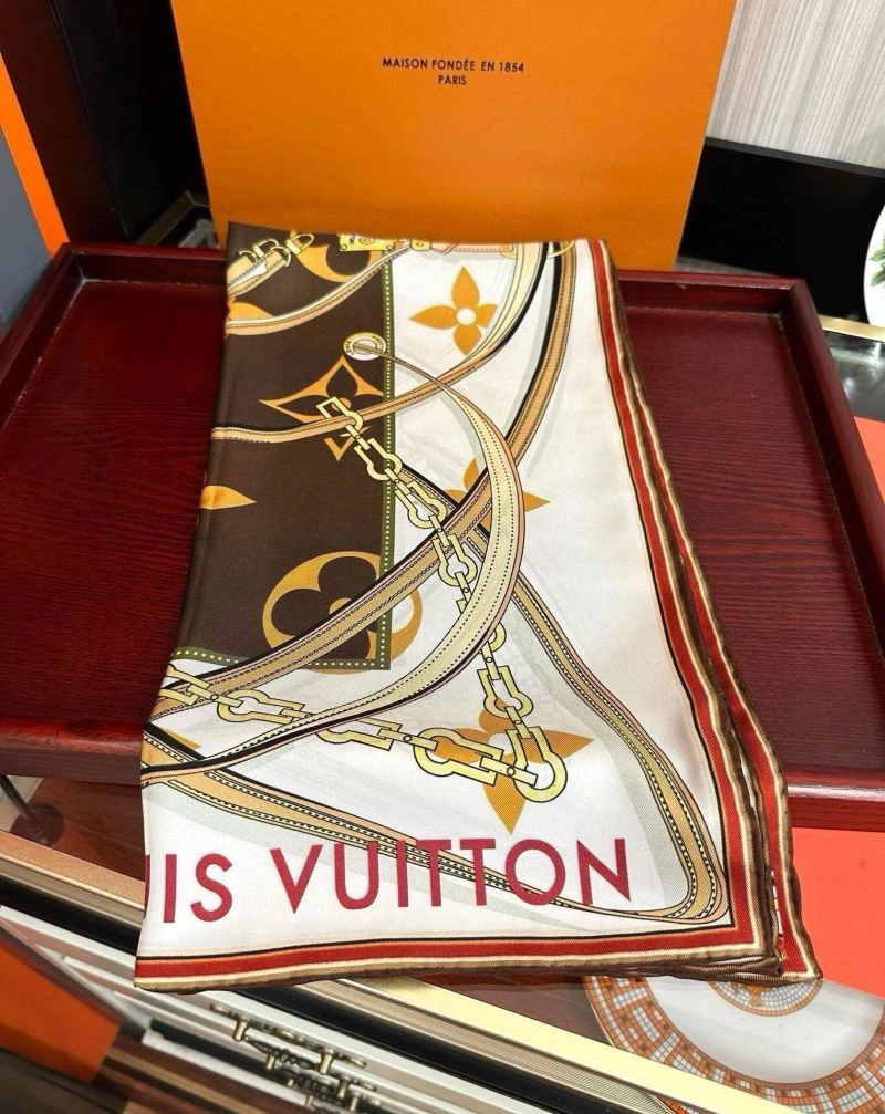 Low-cost Louis Vuitton Scarf