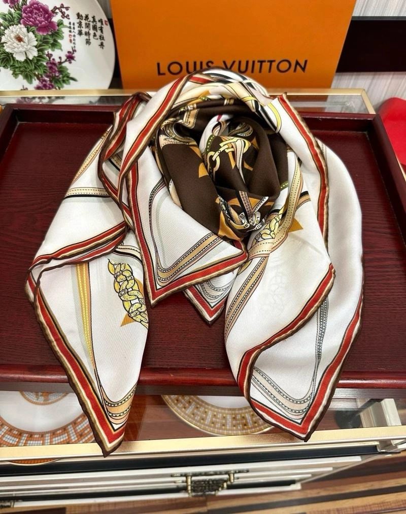 Low-cost Louis Vuitton Scarf