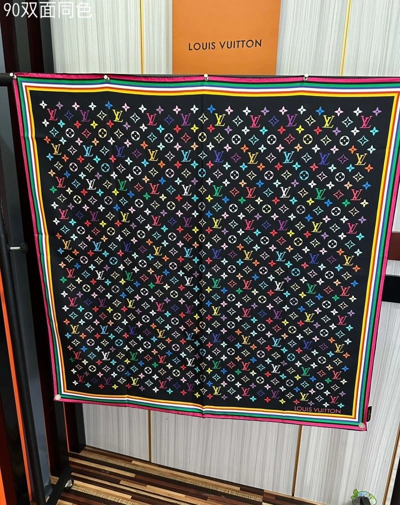 Perfect replica Louis Vuitton Scarf