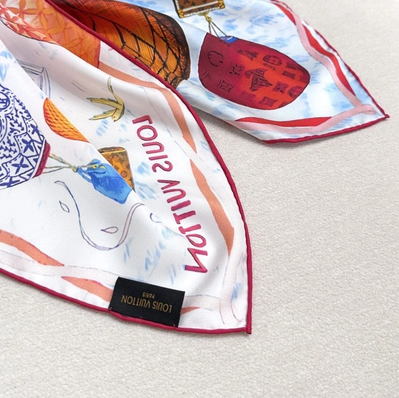 Bargain Louis Vuitton Scarf