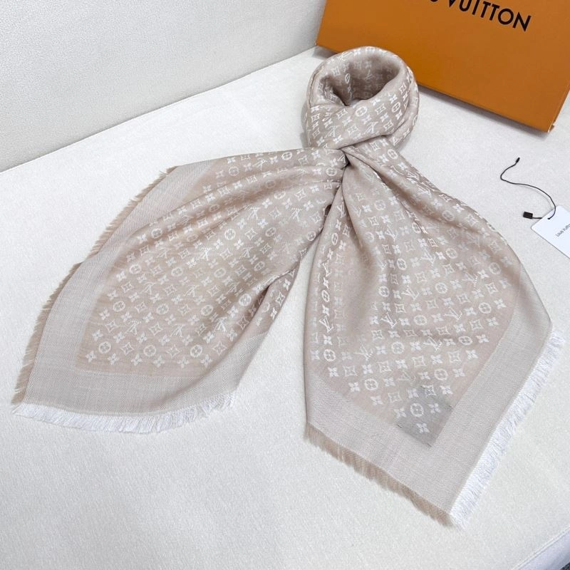 Value-priced Louis Vuitton Scarf