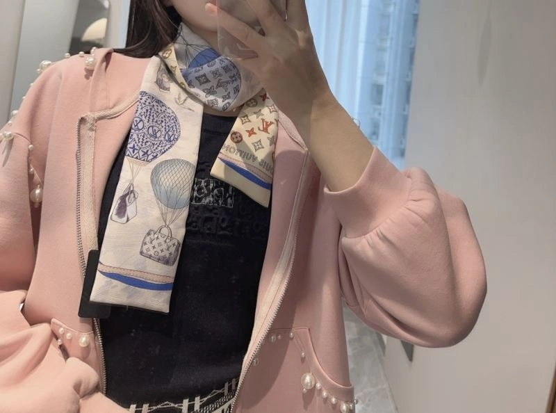 Louis Vuitton Scarf
