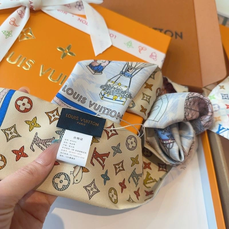 Low-cost Louis Vuitton Scarf
